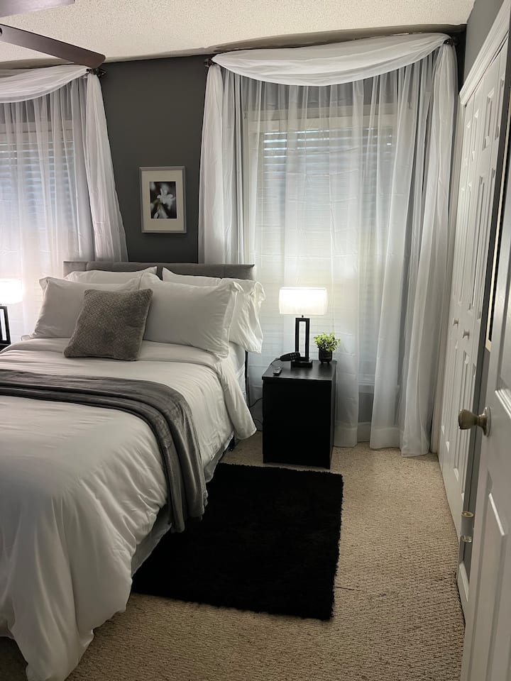 Serene Bd W/ Reclinable Bed - Belmont, NC