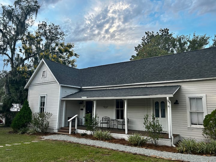Cute Cottage-historic District - Silver Springs State Park, Silver Springs