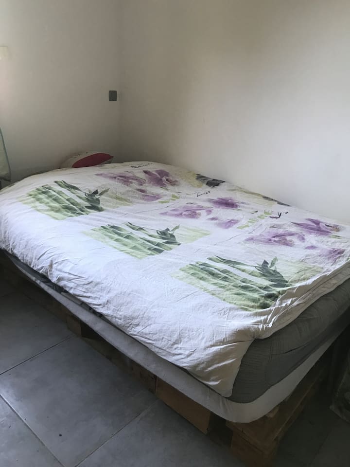 Chambre à La Ferme - Orange, France