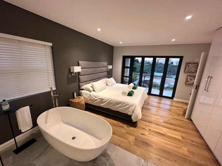 Skyjet Villa - 4br, All En-suite Luxury Villa - Port Elizabeth