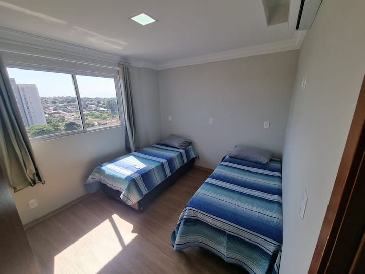 Ap Novo, Ar, Garagem E Elevador - Cascavel
