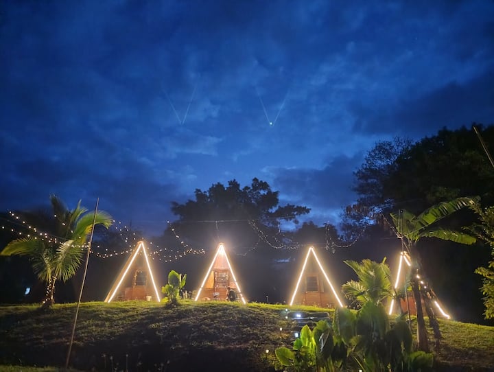 Cabañas Alpinas En Villeta - Villeta