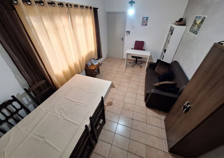 Apto Inteiro (Sobrado)- Bosque Dos Eucaliptos Sjc! - São José dos Campos