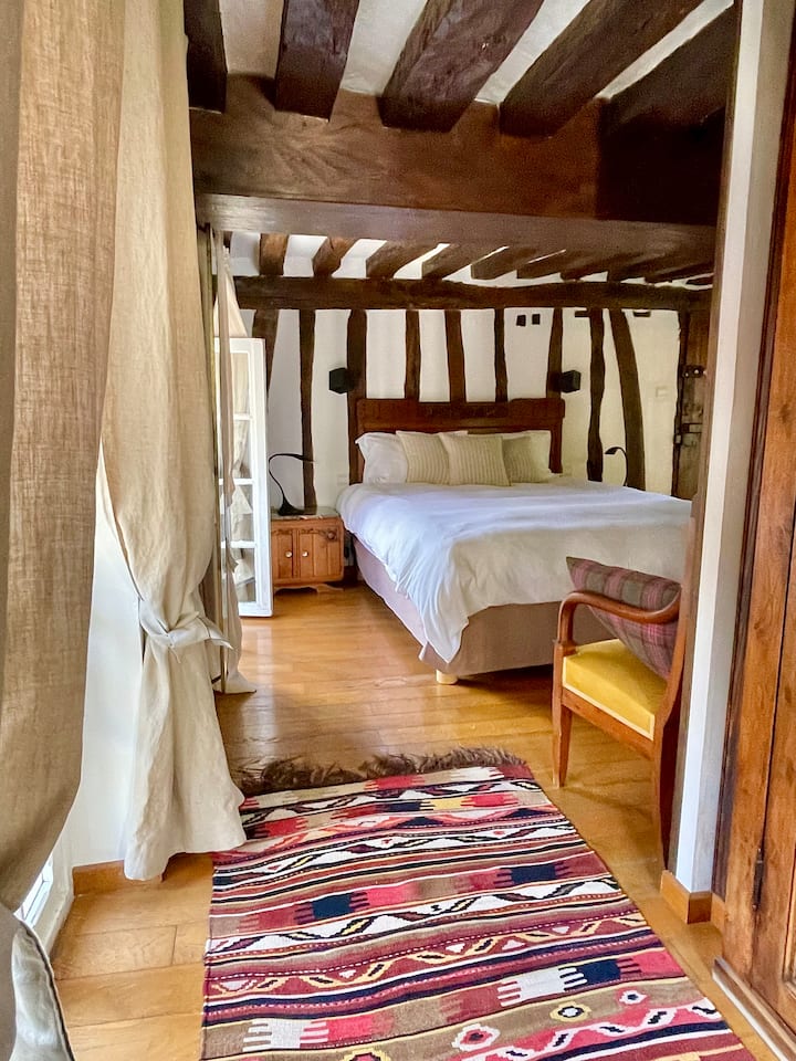 Peony Master Suite - Giverny