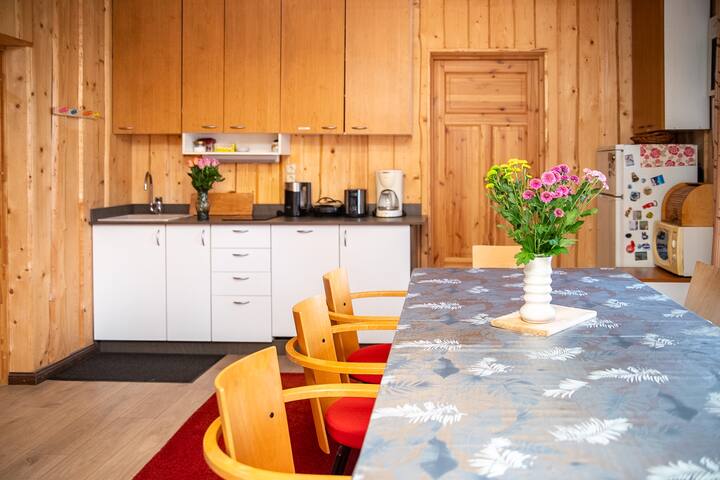 Kuberi Retro Holiday Home | Sauna Possibility - Estonia
