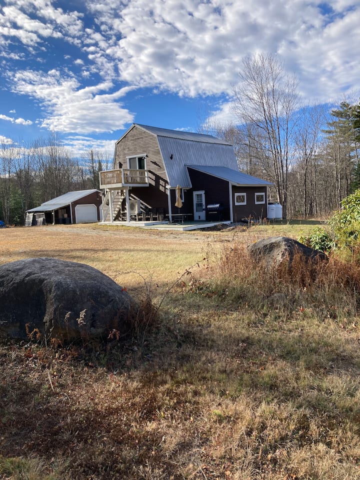 Grafton Renovated Barn - Grafton, NH