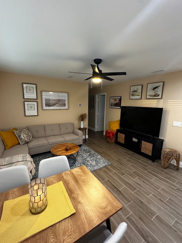 Brand New, 2 Bedroom. 2 Miles To Beach! - Naples, FL