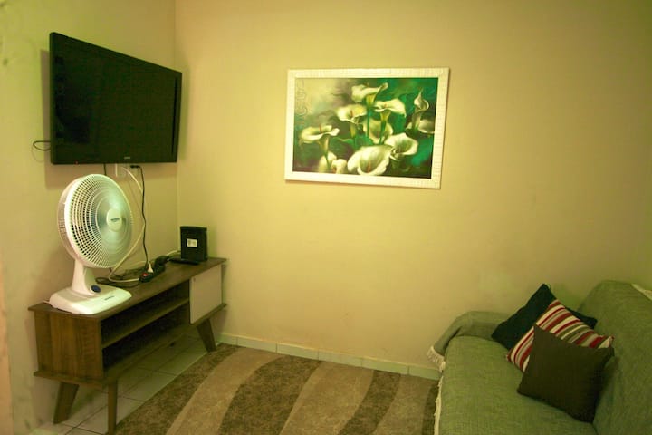 Acolhedor, Bairro Top, Tranquilo (15 Min. Centro) - Brasilia (Brazil)