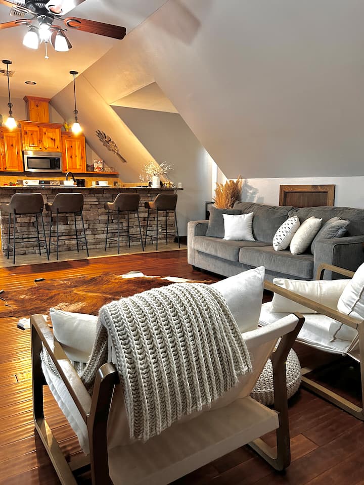 New Farm Suite Retreat - McAllen