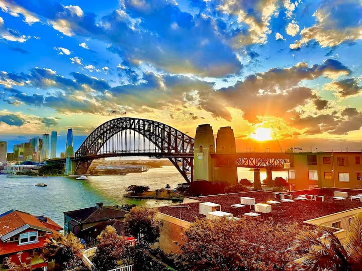 Harbour View |One-bedroom Apartment With Projector - Sydney