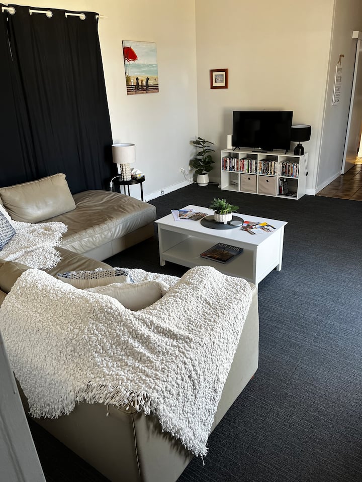 The Little White Box - Broken Hill