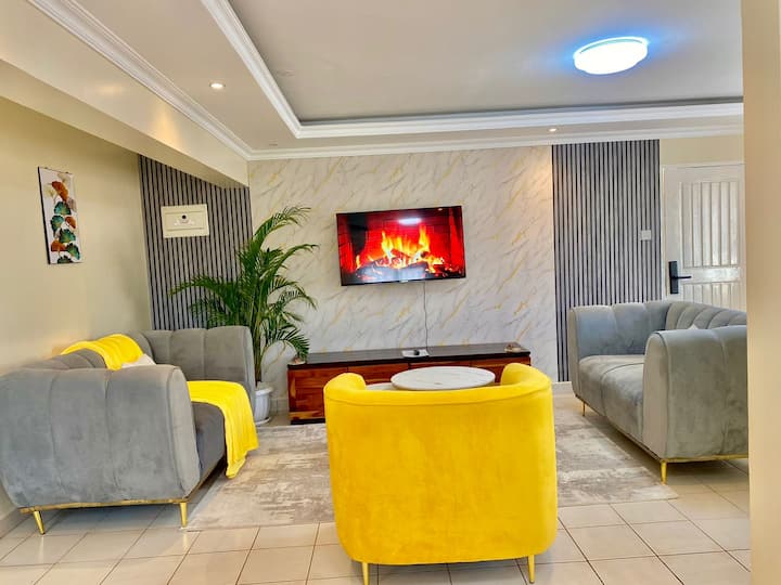 Kbsuites Cozy,spacious 1bd Apartment(near Jkia) - Nairobi