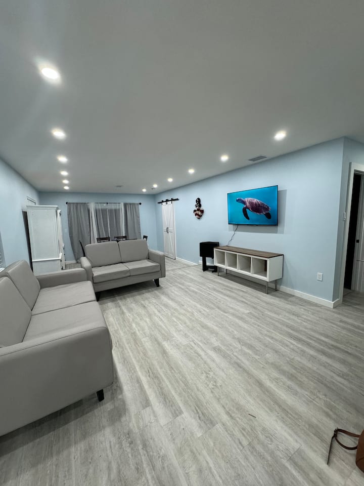 3br Beach Duplex Near Beach - Bradenton, FL