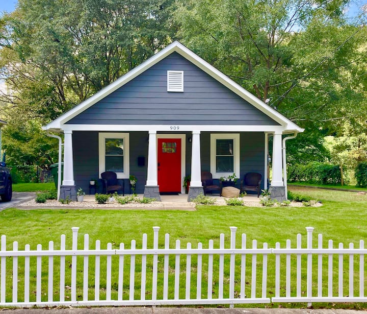 City Dog Friendly Bungalow - Atlanta, GA