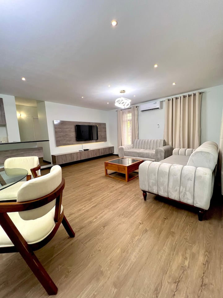 Treeshade Standard Apartment Opp Slipway - Dar es Salaam