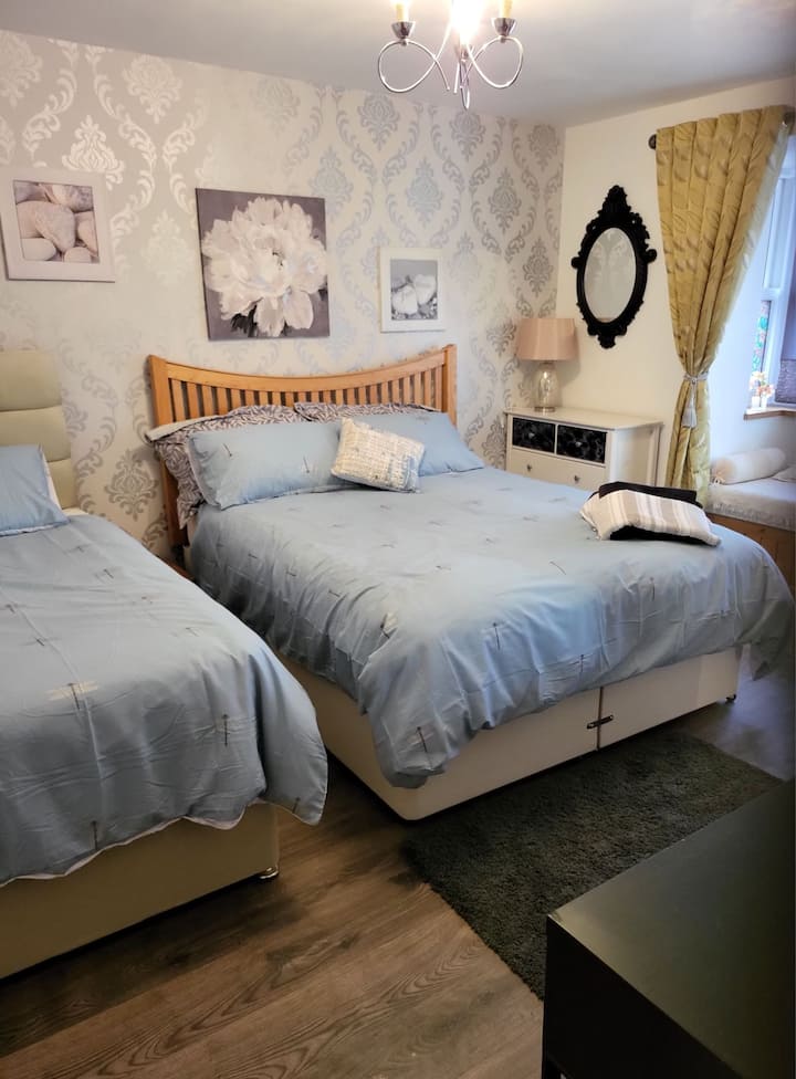 Comfy King Room - Fareham