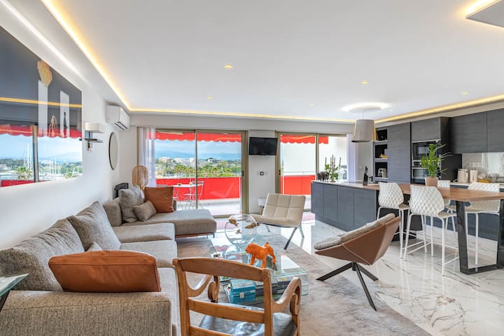 Appartement Vue Port Et Montagne Mercantour - Antibes