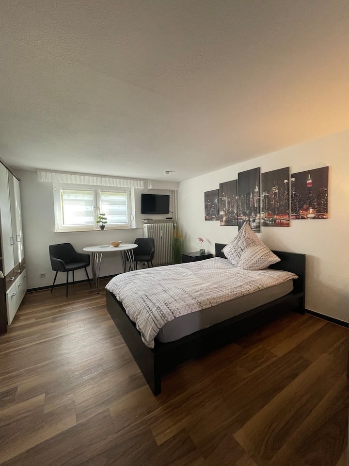 Schickes Kleines Souterrain Apartment - Kassel