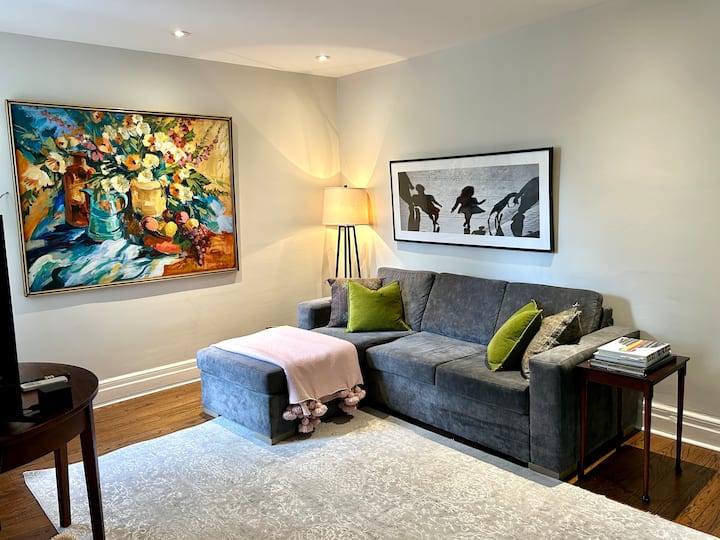 Leslieville, 2 Bedroom Charmer. - Toronto