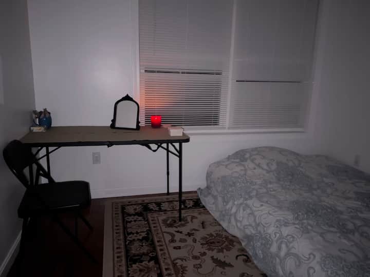 Temiz Ve Düzenli Ve Sakin Bir Ev - Springfield, MA