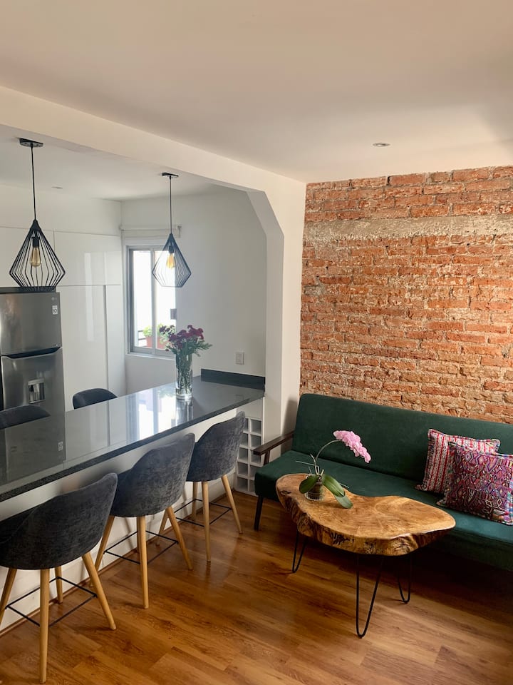 Restored Gem In Central Mexico City - Mexico City