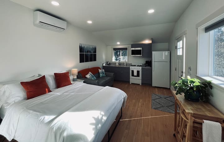Studio Guest Suite - 阿納科特斯