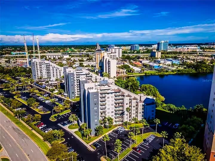 International Drive • Apto Perto Disney & Epic - Orlando, FL