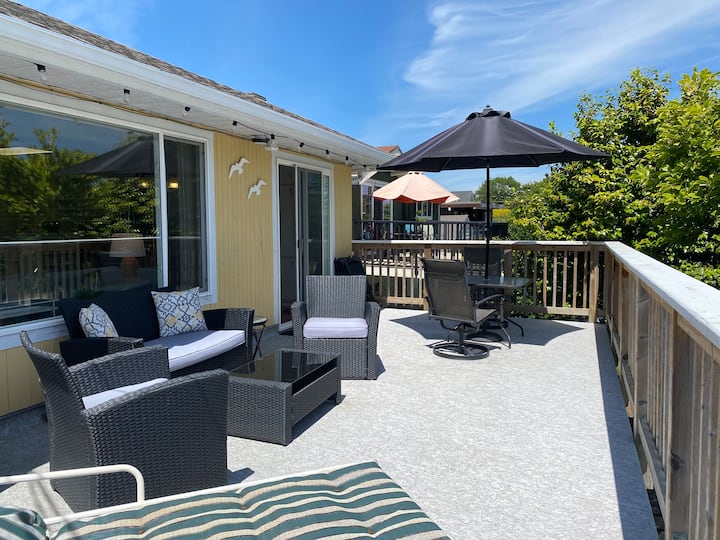 Beachside Living. Steps From The Beach! Pet's Okay - Delta