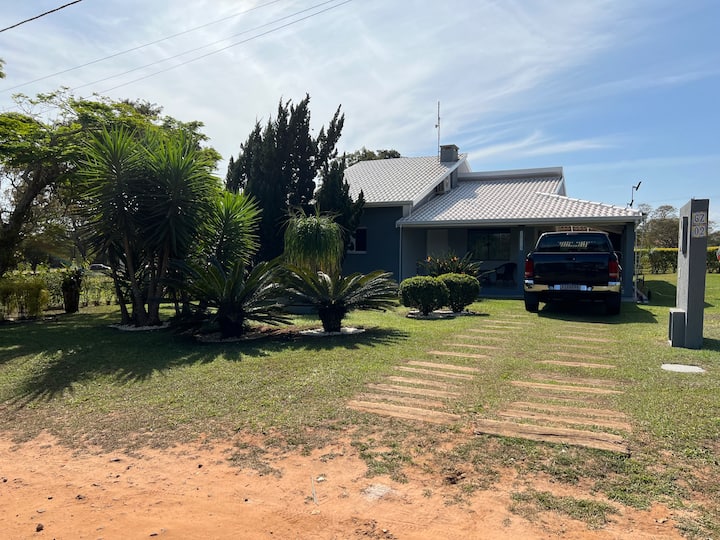 Casa No Condomínio Riviera 13 - Avaré