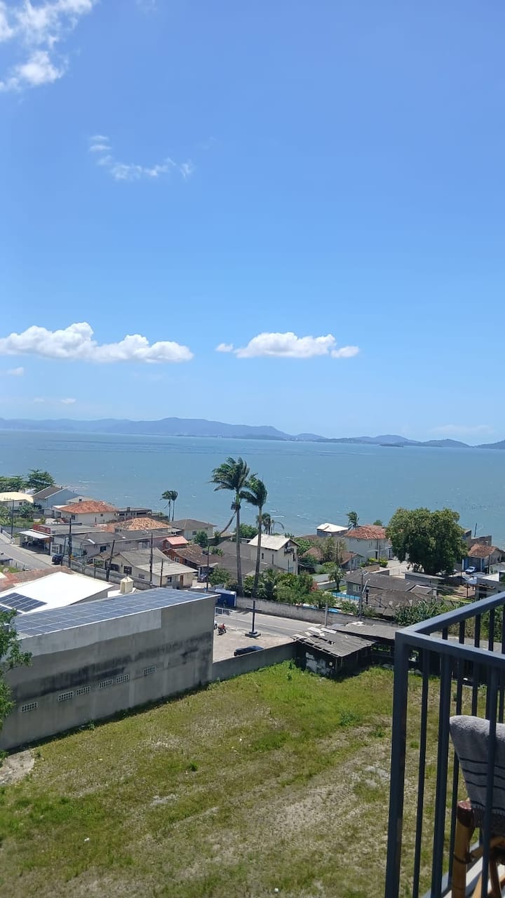 Aconchego Na Palhoça C/ Vista Para O Mar - Palhoça
