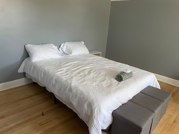 Cozy And Spacious 3bd Apt - Springfield, MA