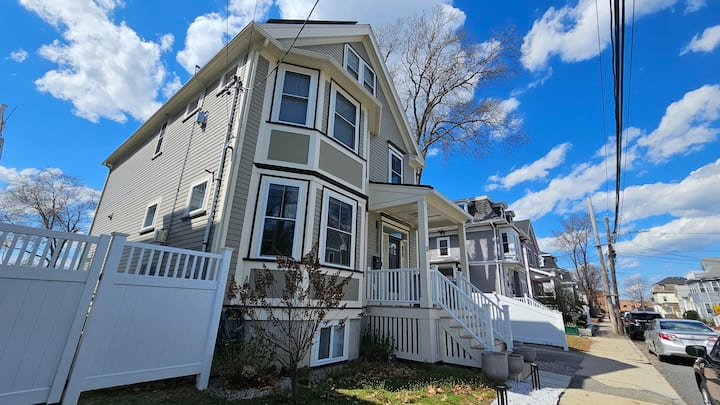New Build Xl Modern Home/umass/walk2teneanbeach - Boston, MA