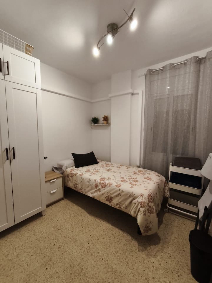 Habitación Castelldefels - Castelldefels