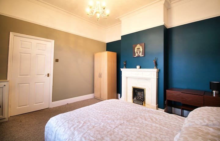 Large 3 Bed Bungalow - Beautiful Refurb - Garden - Birmingham