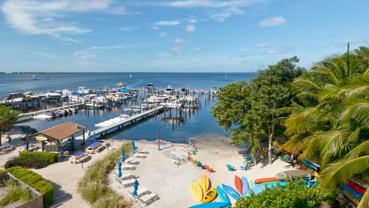 Waterfront Condo On Blackwater Sound + 25’ Slip - Key Largo, FL