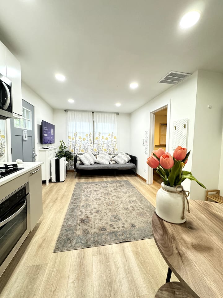 2 Bedrs Chicago Getaway In Lakeview Washer/dry - Graceland West - Chicago