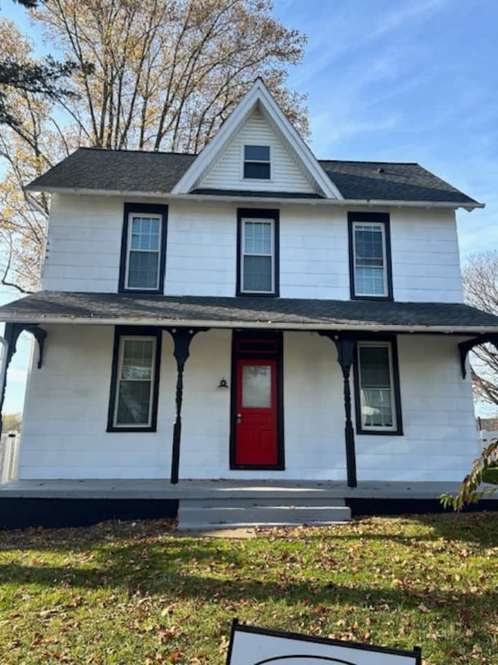 Walnut Ridge - A Rustic Modern Farmhouse - Marietta, PA