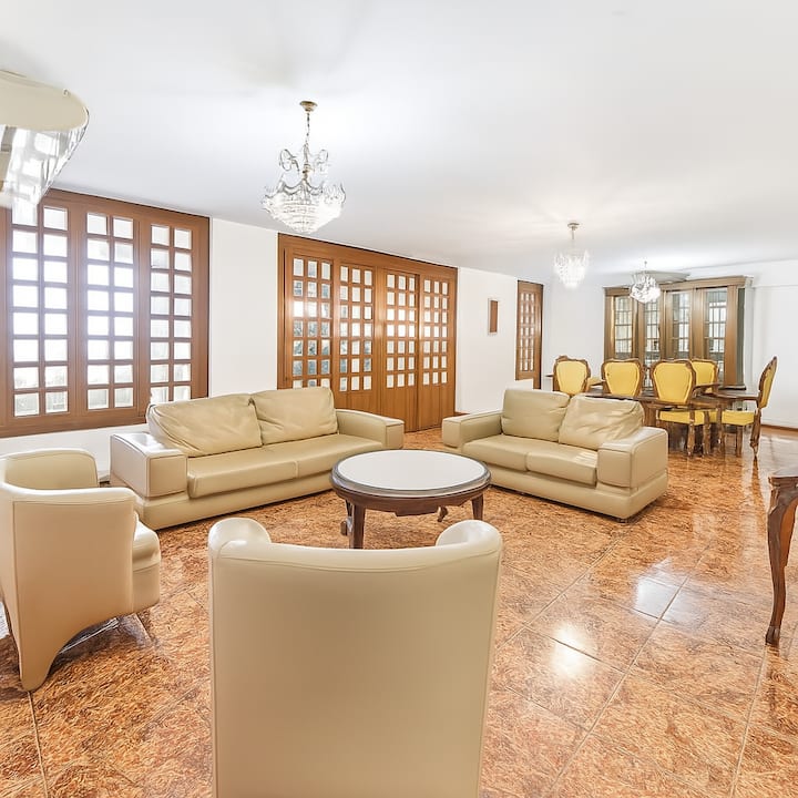 Amplio Apartamento Alta Vista Norte Puerto Ordaz - Venezuela