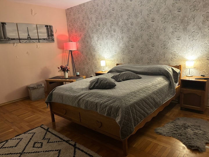 Apartament 2 Camere Si Bucatarie, Complet Utilat - Codlea