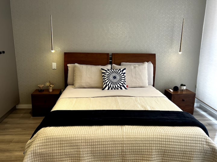 Lujosa Y Cómoda Suite Cerca De La Carolina - Quito