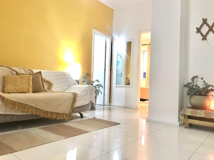 Apto Na Quadra Da Praia Em Copacabana - Posto 5! - Rio de Janeiro