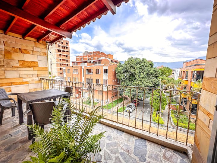 Apto Laureles Con Balcon Full Dotación 4b2b 300mt - Medellín