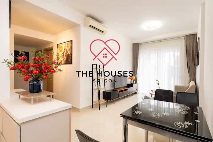 Serene 2br Apar – Walk To Cafés, Pool & Gym Access - Hô Chi Minh-Ville