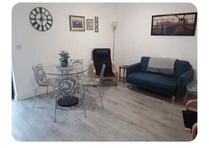 The Lodge, Countryside Living - Gloucester, UK