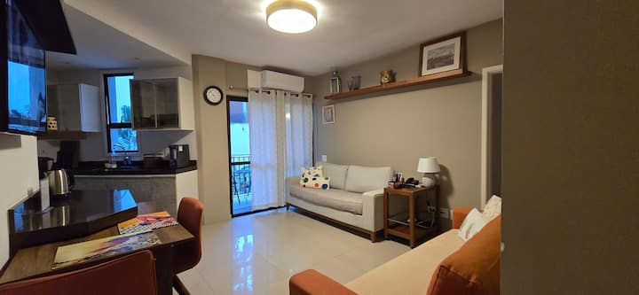 Sala, Quarto Em Hotel Com Piscina - Río de Janeiro