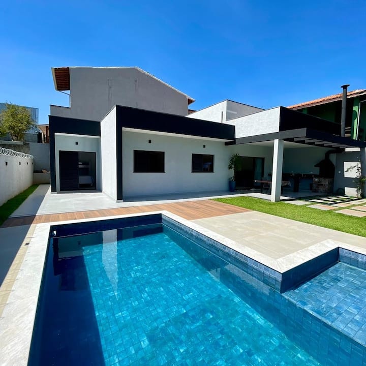 Casa Com Piscina E Churrasqueira Em Atibaia - Atibaia