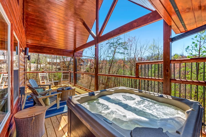 New+modern~family Friendly~game Loft~hot Tub~grill - Gatlinburg, TN