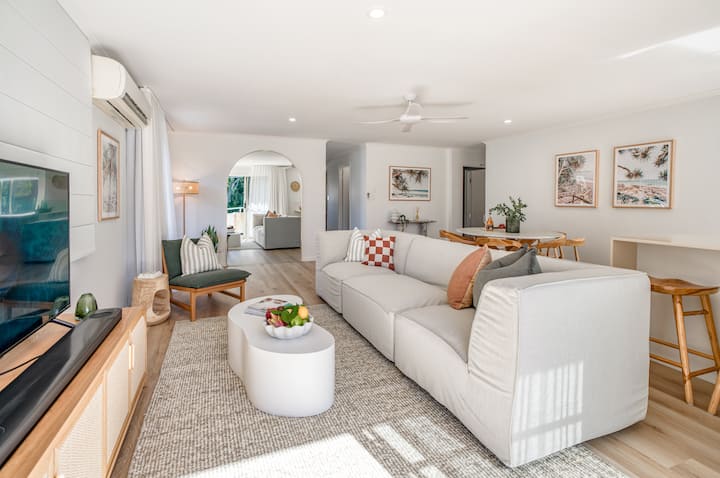 River Views Located On Gympie Tce Opp Noosa River - Noosaville