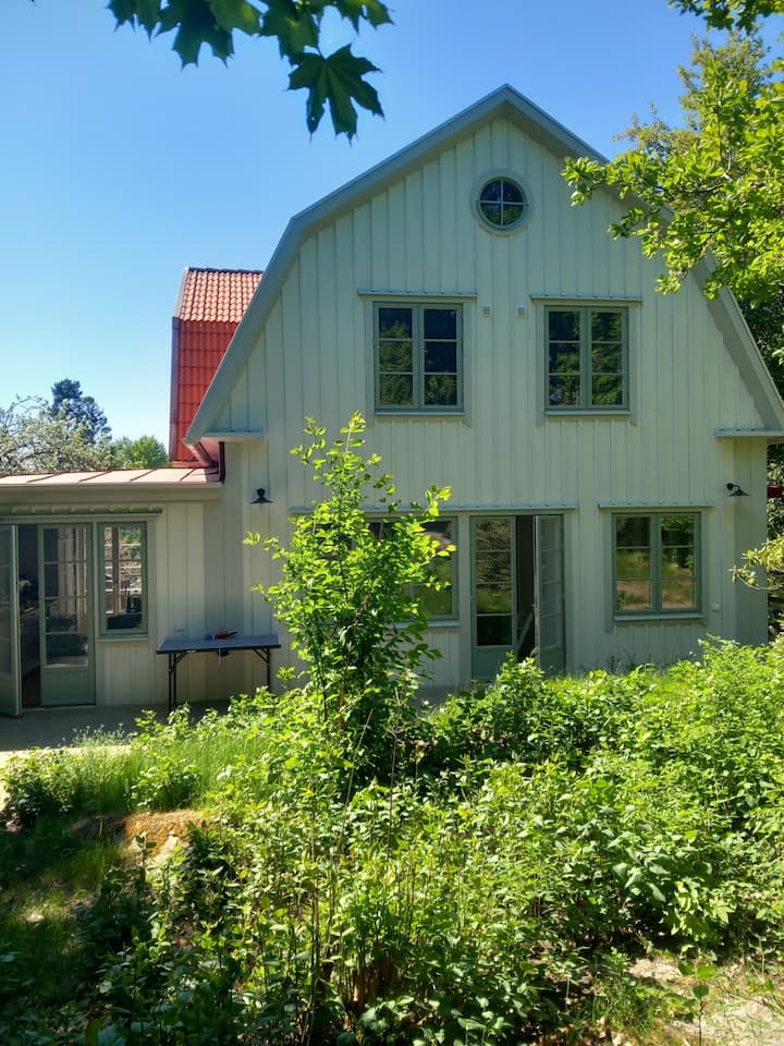 Spacious Villa Minutes From Central Stockholm - Stockholm
