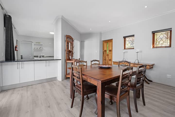 Paarl Selfcatering Winelands Unit - Paarl